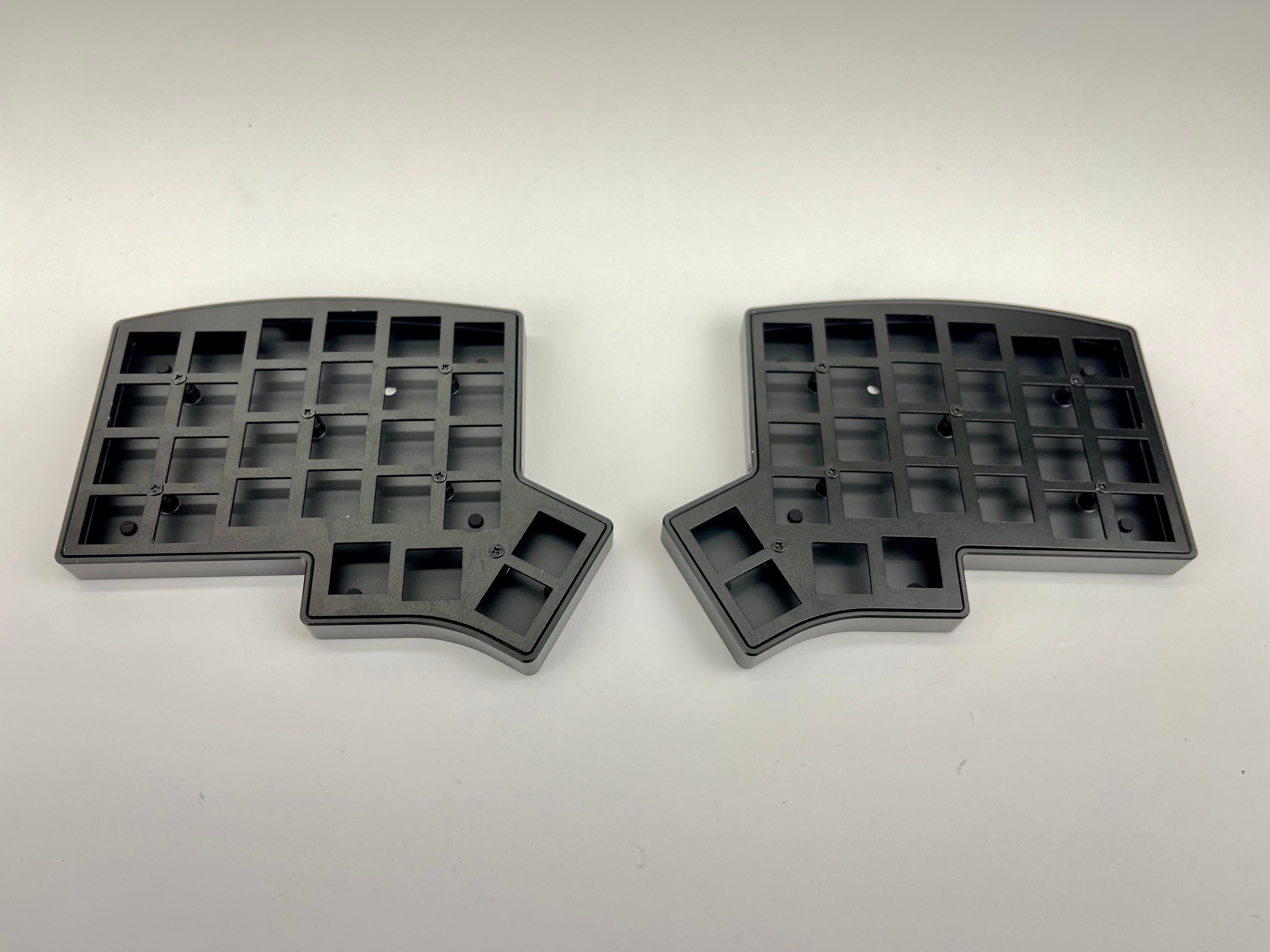 Iris CE Aluminum Case – Keebio