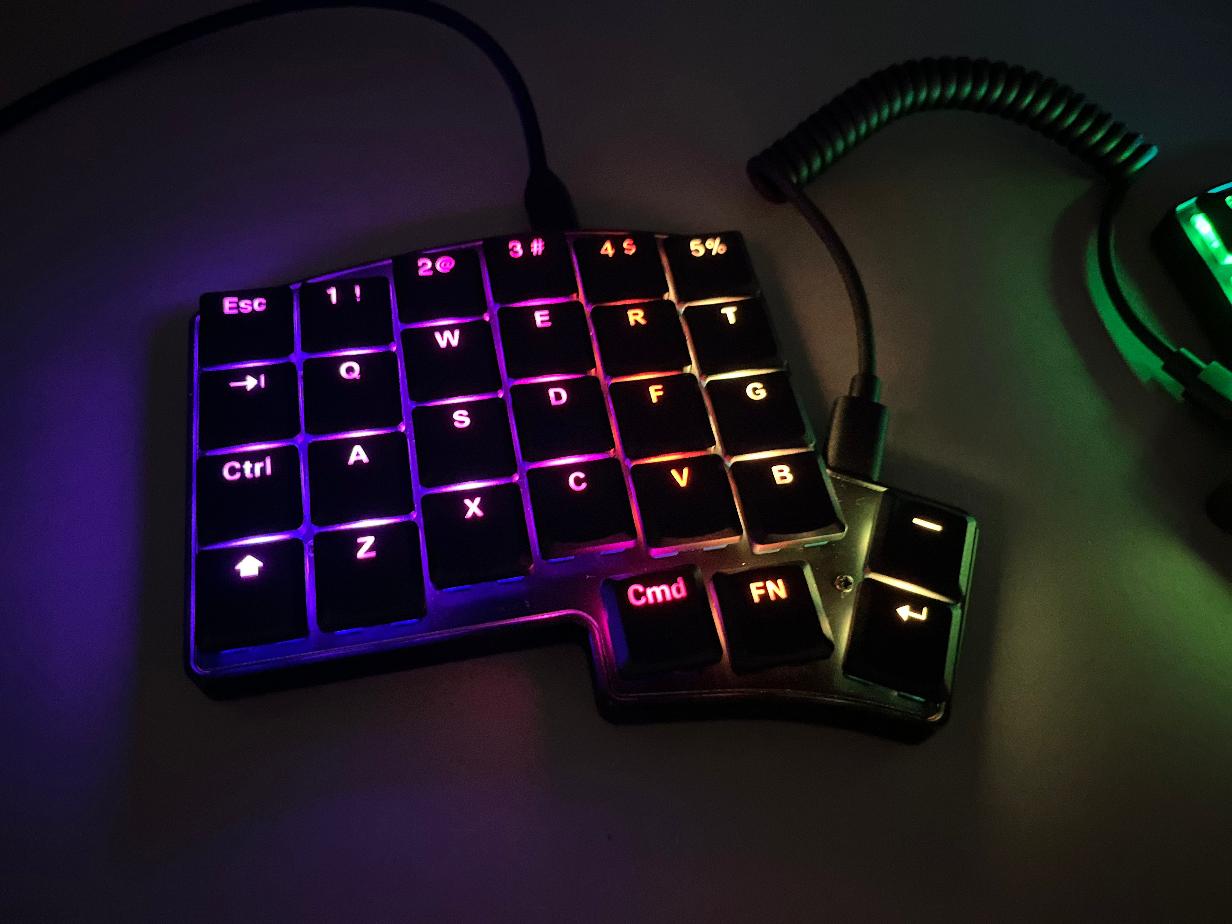 Iris LM - Low-Profile Split Ergonomic Keyboard (Pre-Built) – Keebio