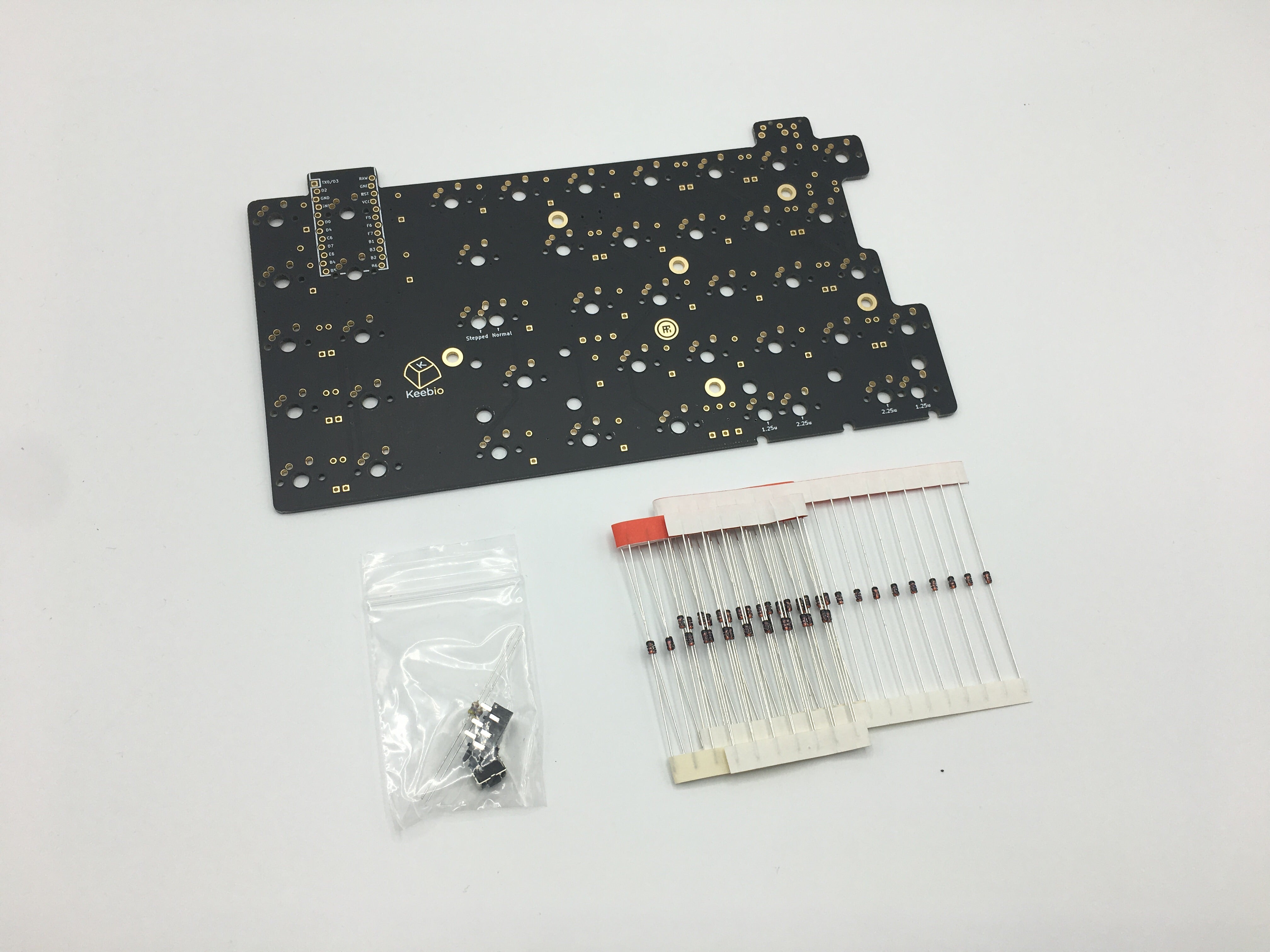 Quefrency Rev. 1 - 60%/65% Split Staggered Keyboard – Keebio