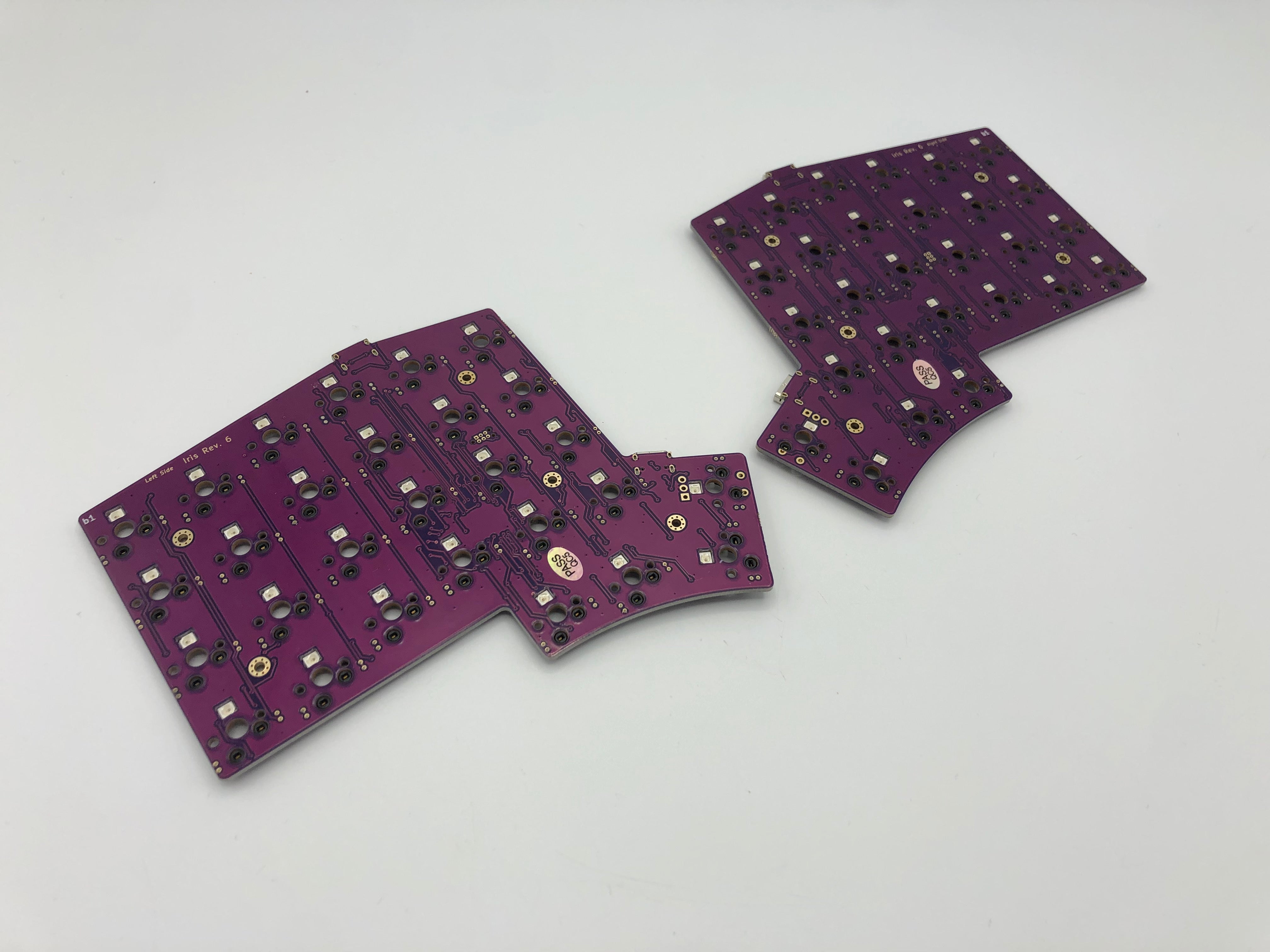 Iris Rev. 6 Keyboard - Hotswap PCBs for Split Ergonomic Keyboard – Keebio