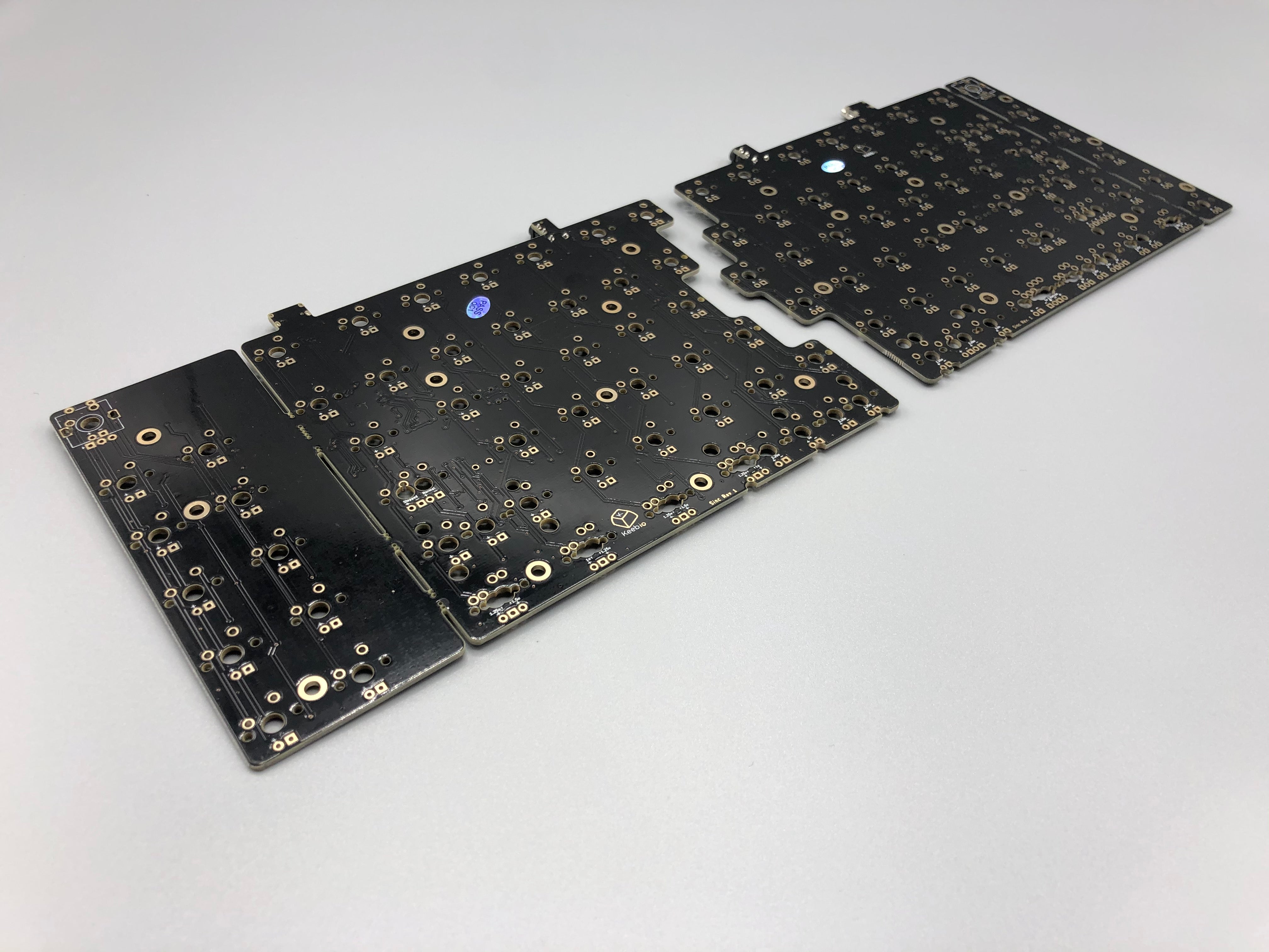Sinc Rev. 2 PCB Kit - Split Staggered 75% Keyboard – Keebio