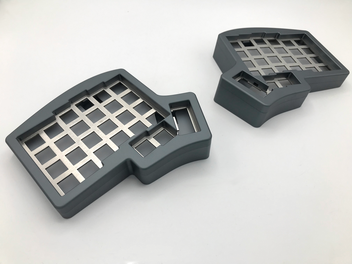 Iris AE Aluminum Case – Keebio