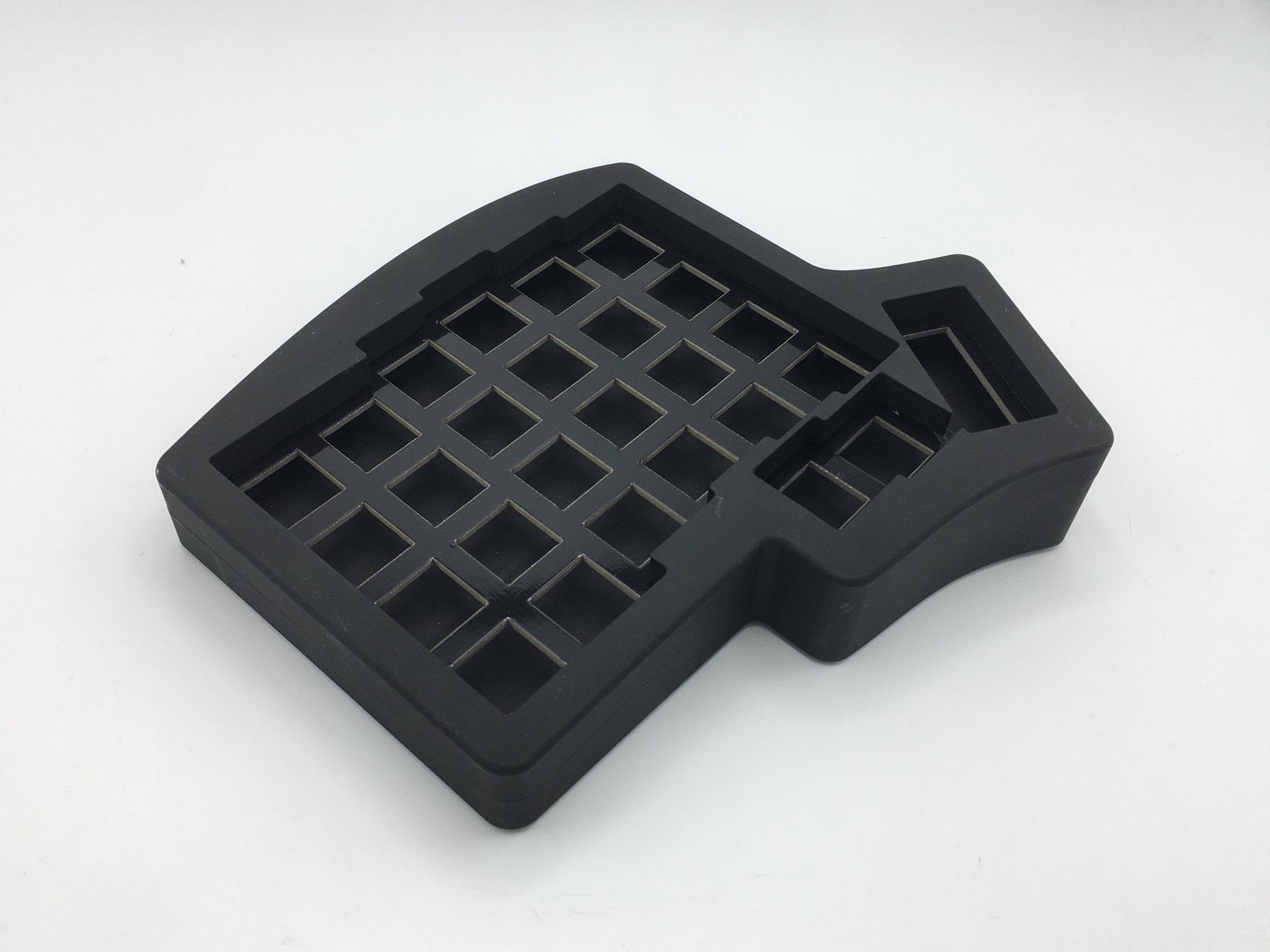 Iris Aluminum Case Prototypes – Keebio